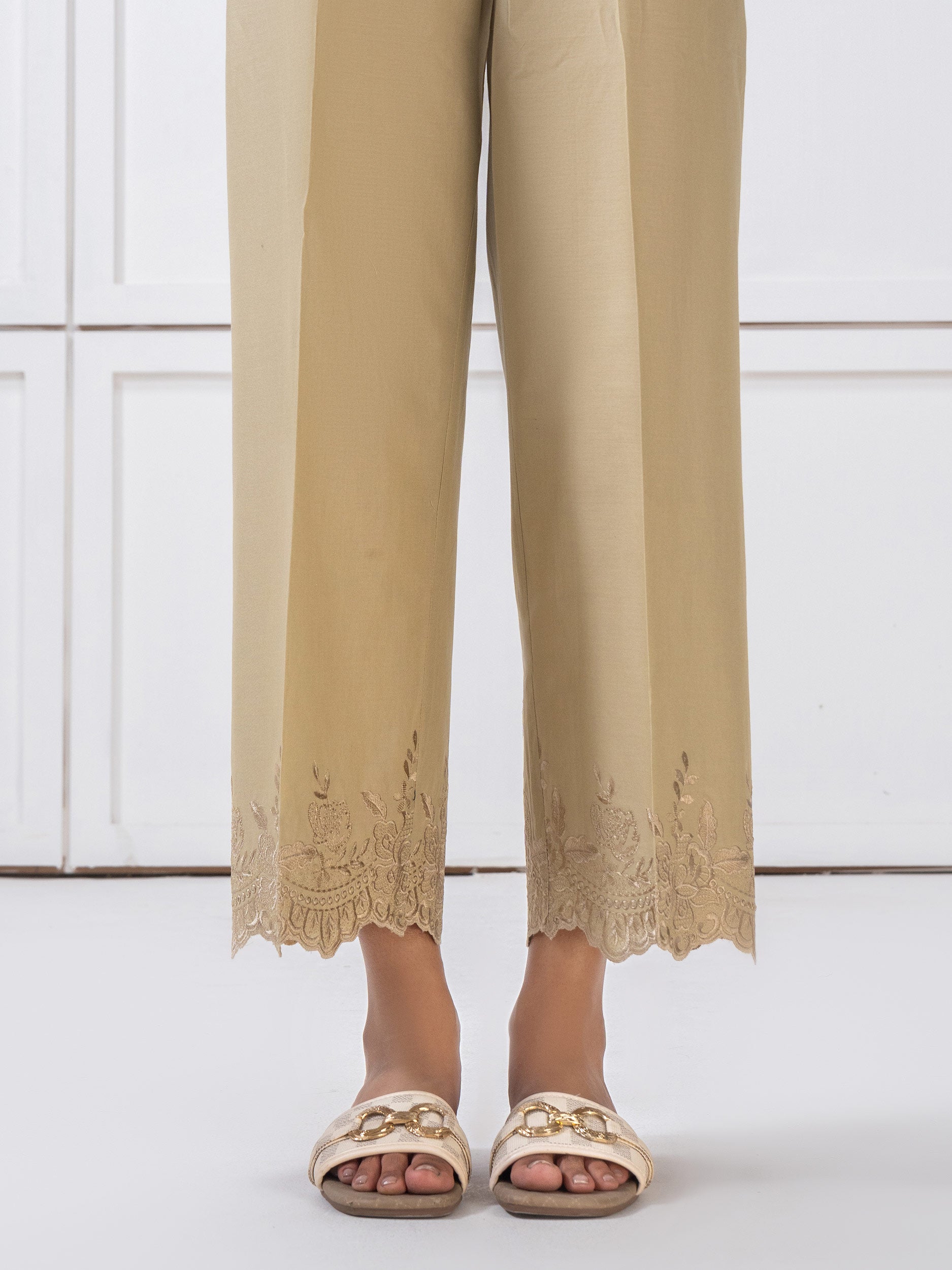 Lawn Trouser-Embroidered (Pret) – Limelightpk