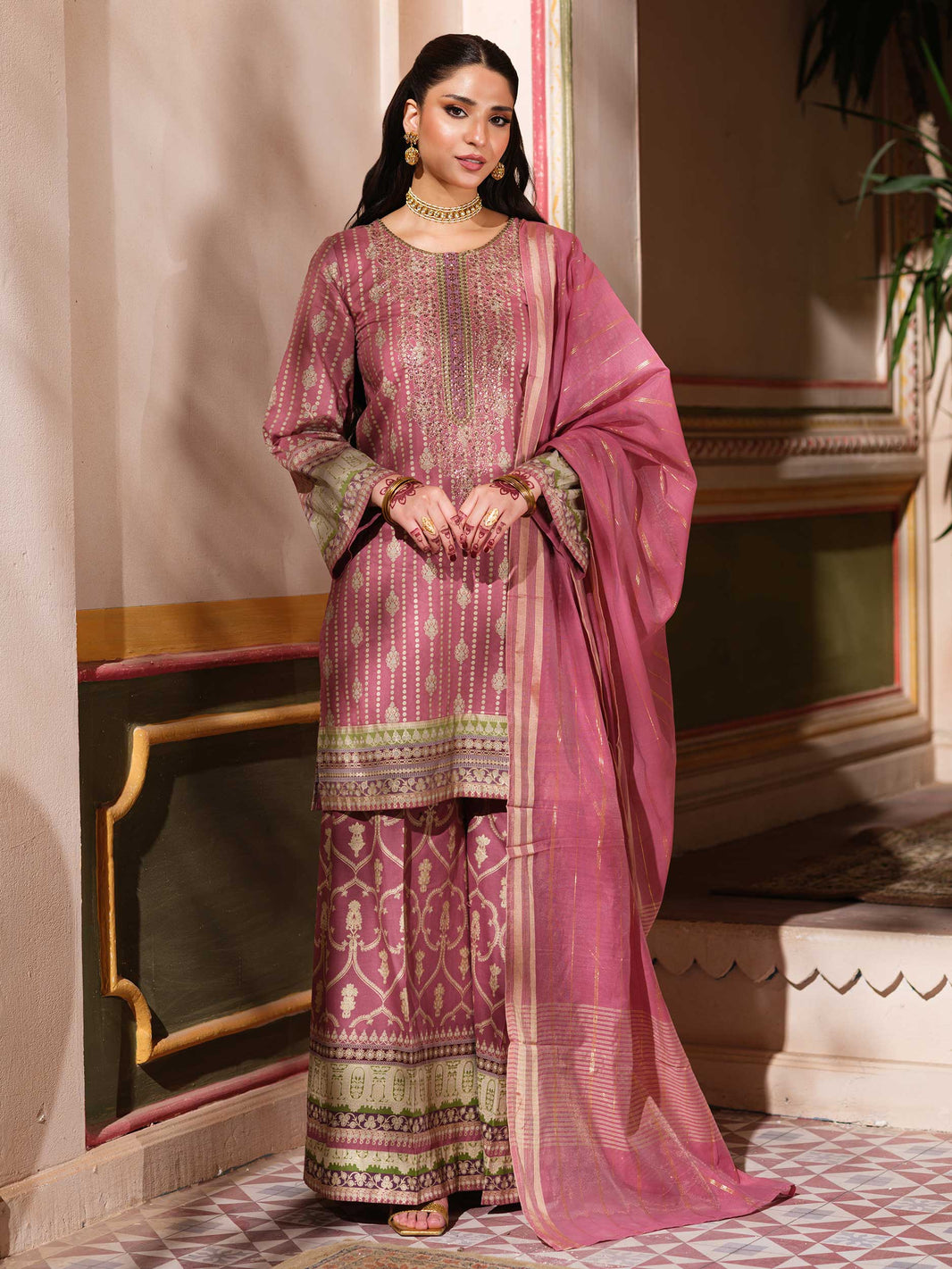 Pret | Ready Made Dresses for Women Summer 2025 – Limelightpk