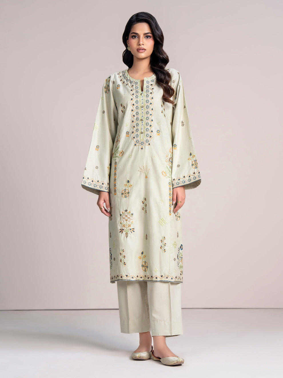 2 Piece Yarn Dyed Suit- Embroidered (Pret) – Limelightpk