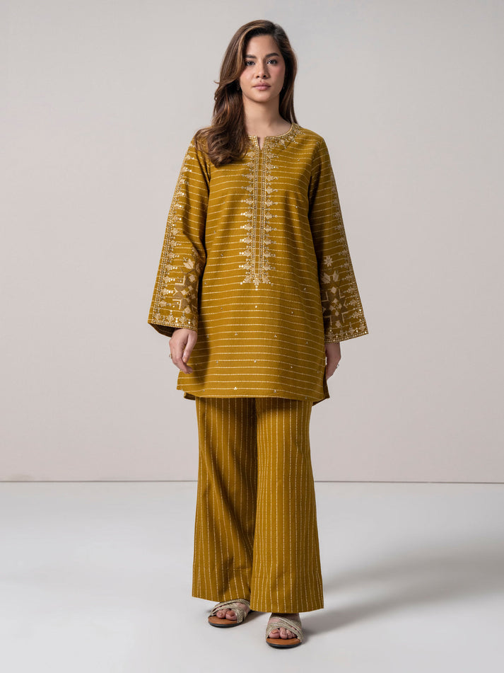 2 Piece Yarn Dyed Suit- Embroidered (Pret) – Limelightpk