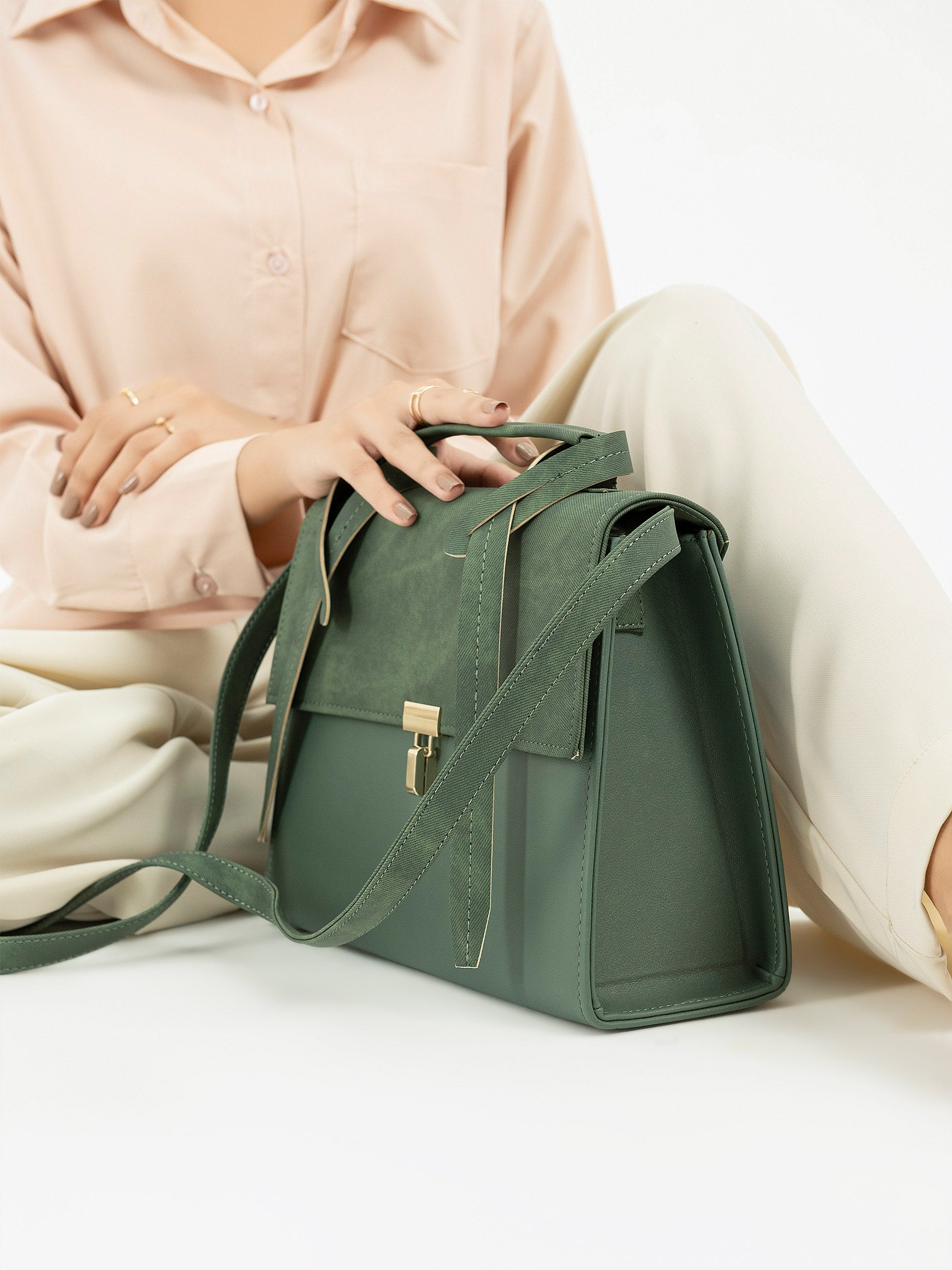 Box Style Handbag – Limelightpk