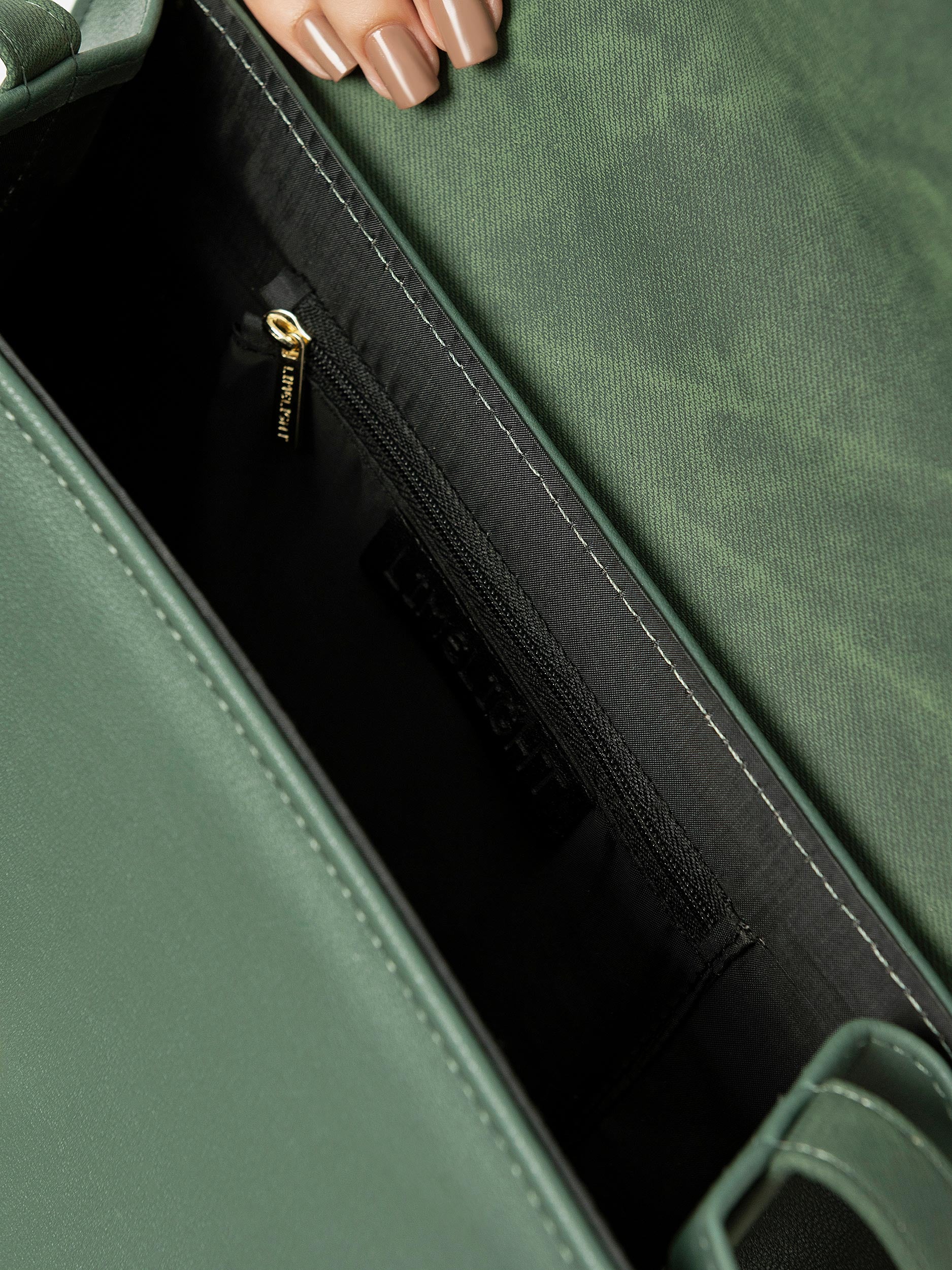 Box Style Handbag – Limelightpk