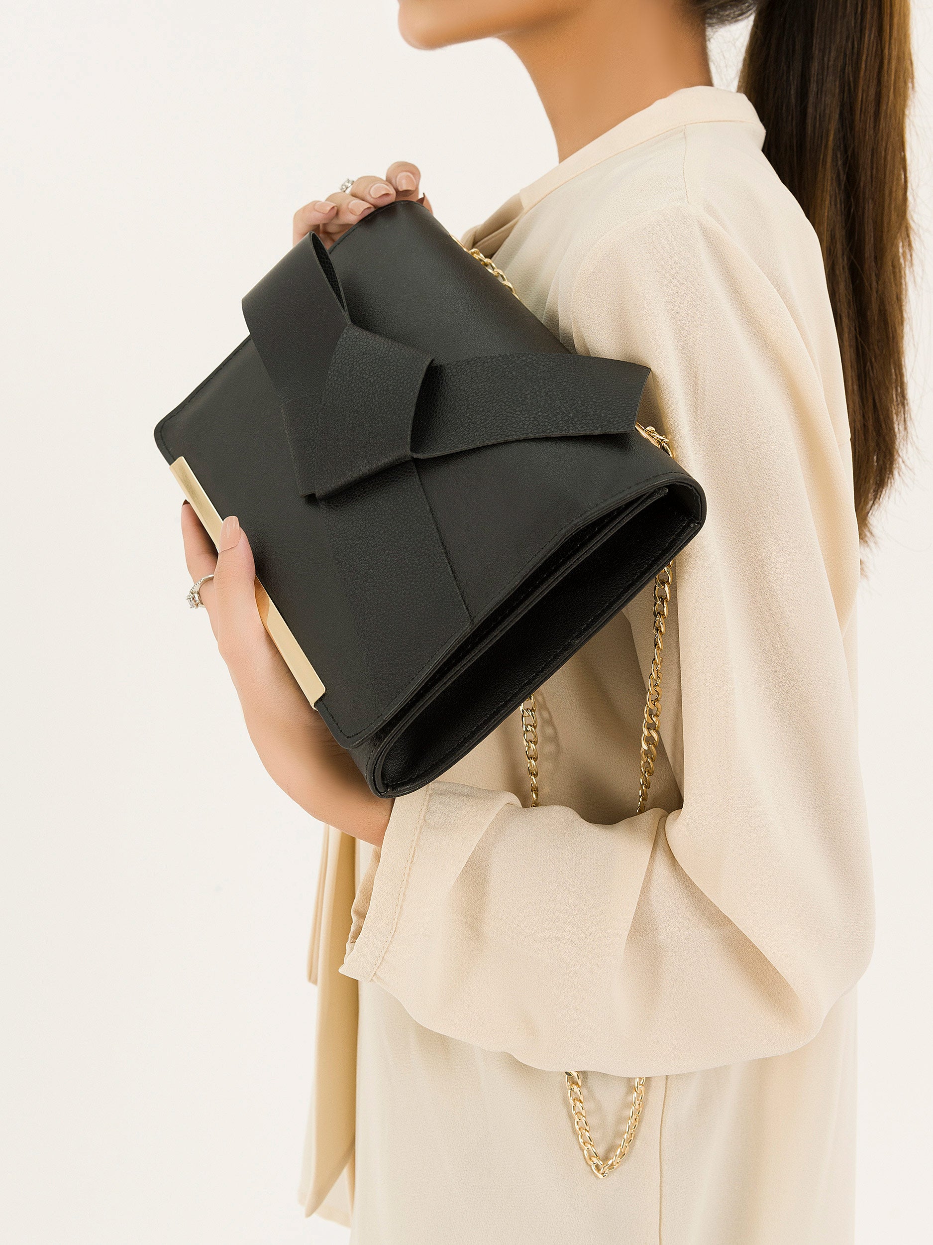 Tie Knot Casual Clutch – Limelightpk