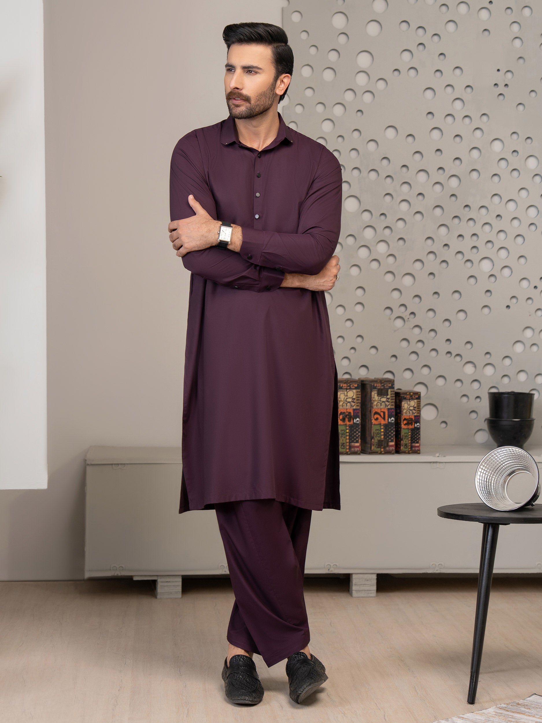 Wash And Wear Suit – Limelightpk