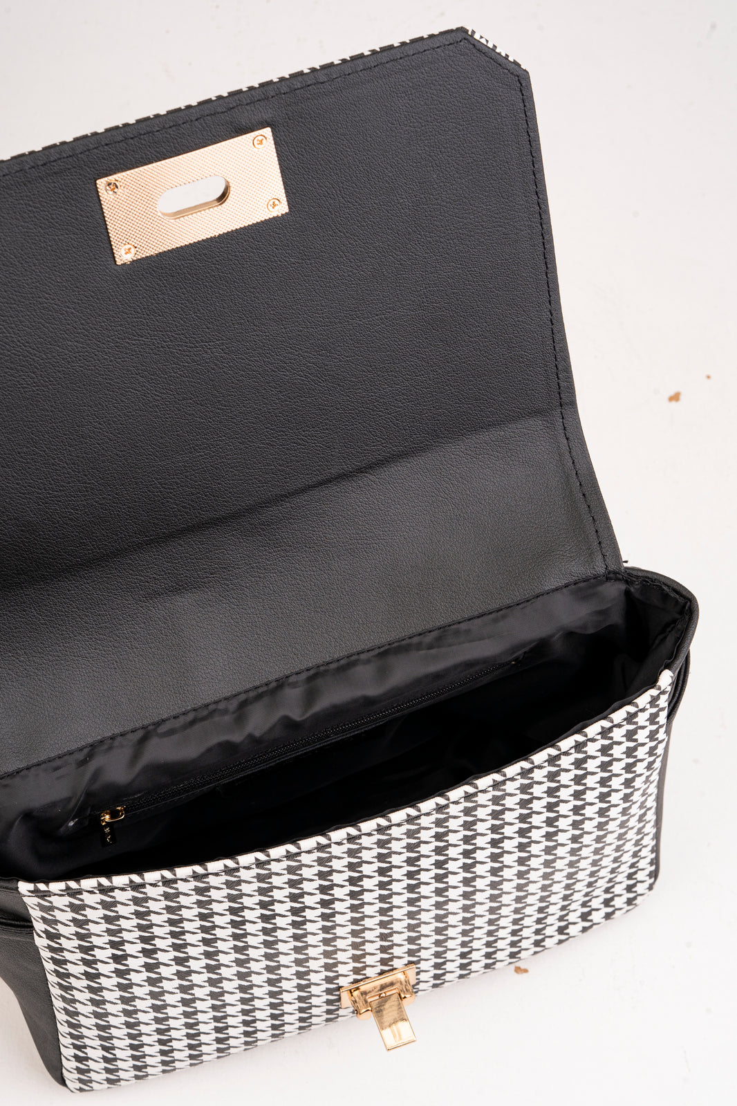 Printed Handbags – Limelightpk