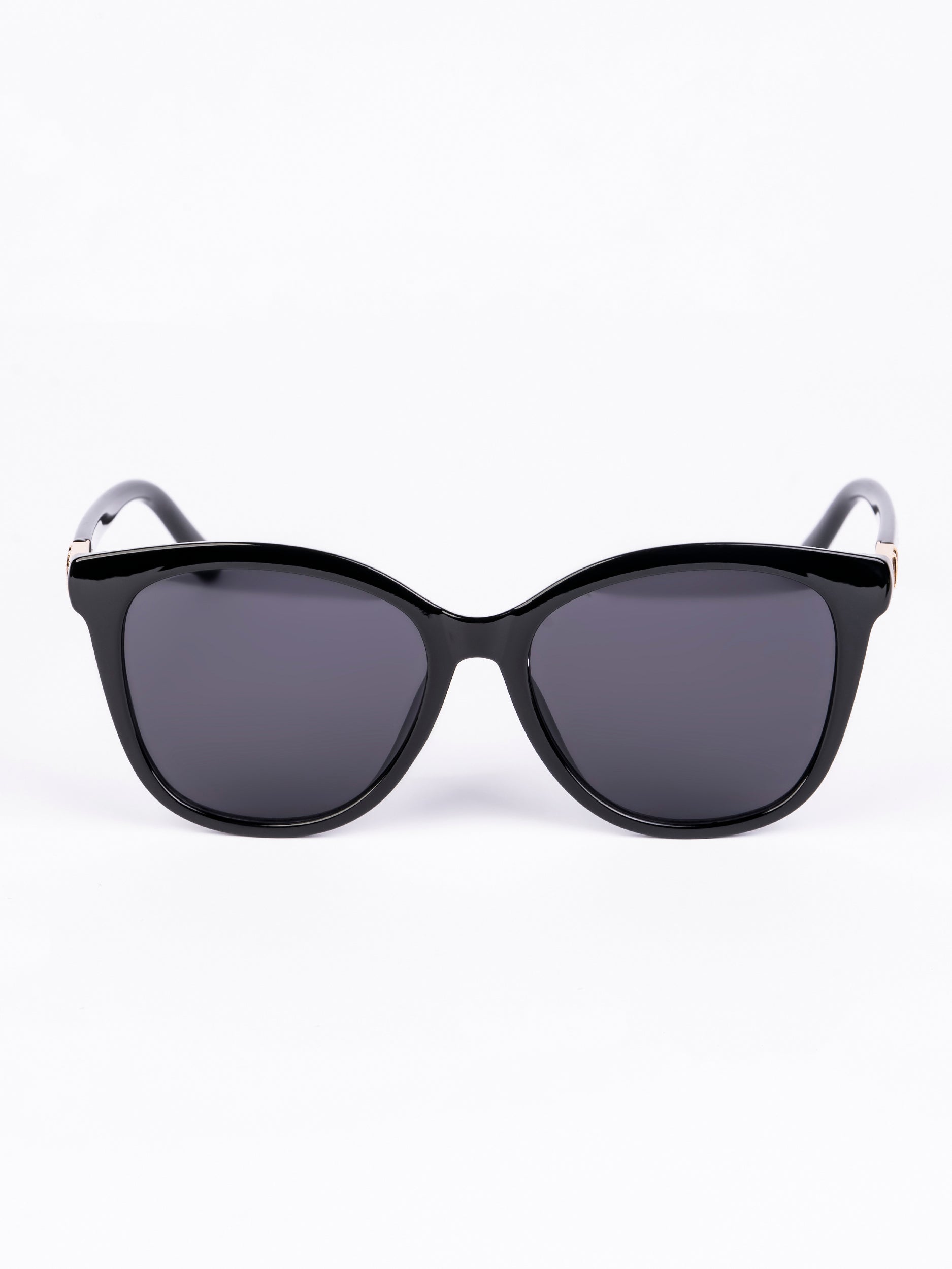 Classic Black Sunglasses – Limelightpk