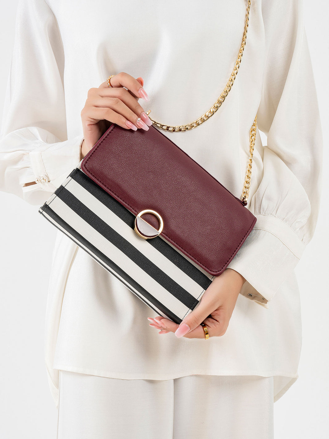 Printed Handbags – Limelightpk