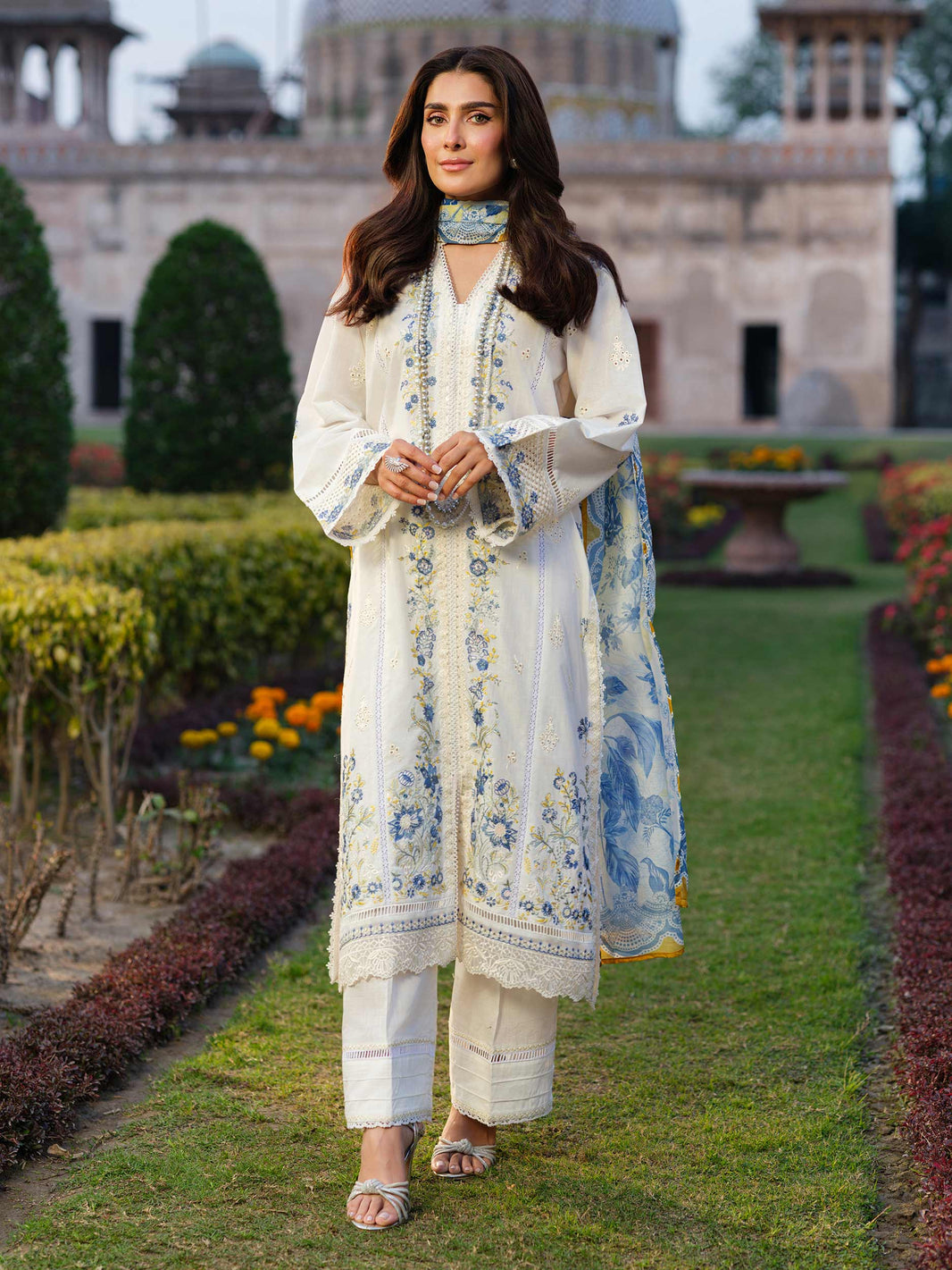 Pret | Ready Made Dresses for Women Summer 2025 – Limelightpk