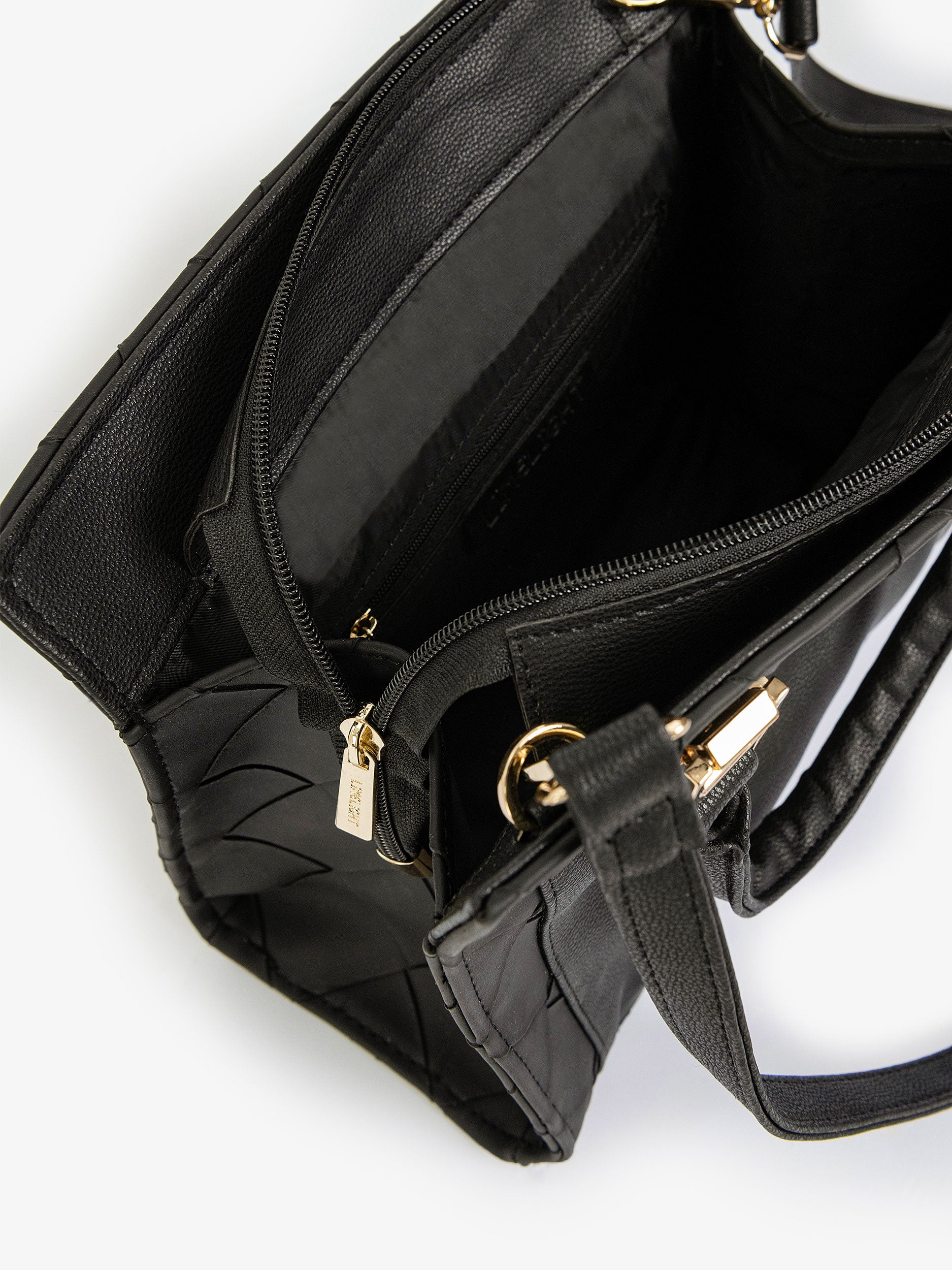 Criss Cross Pattern Handbag – Limelightpk