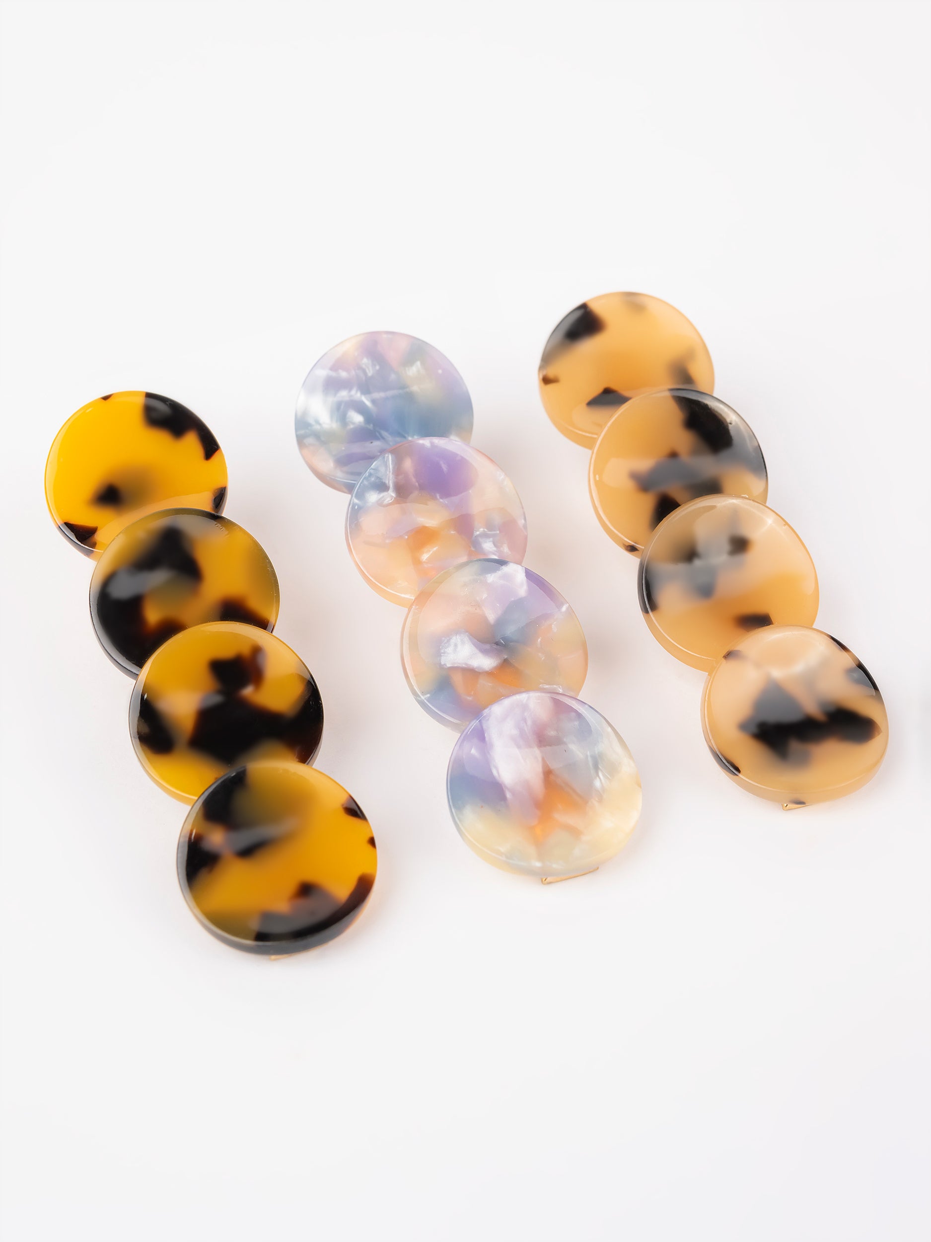 Circular Patterned Hair Clips – Limelightpk