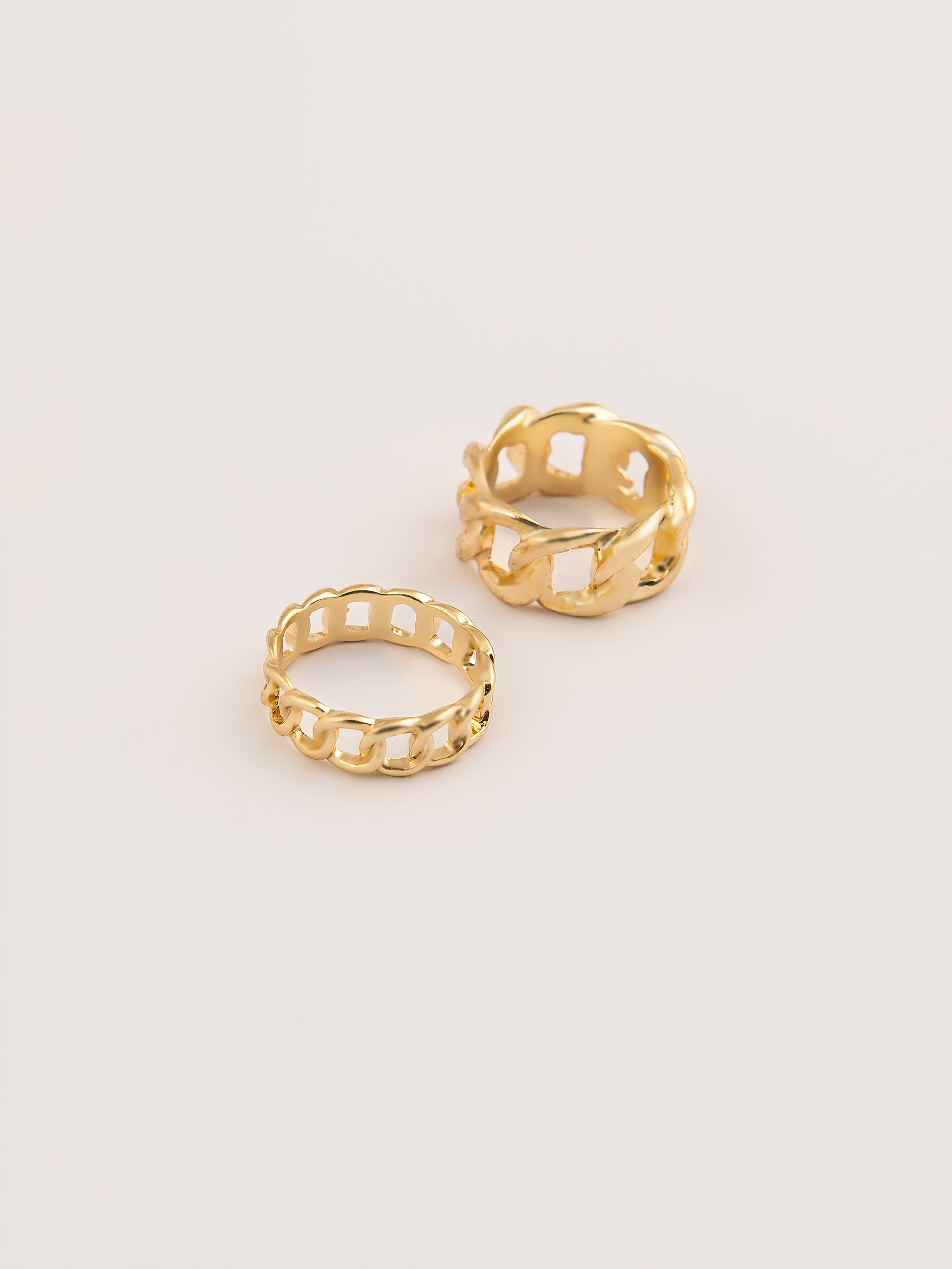 Metallic Loop Rings Set – Limelightpk