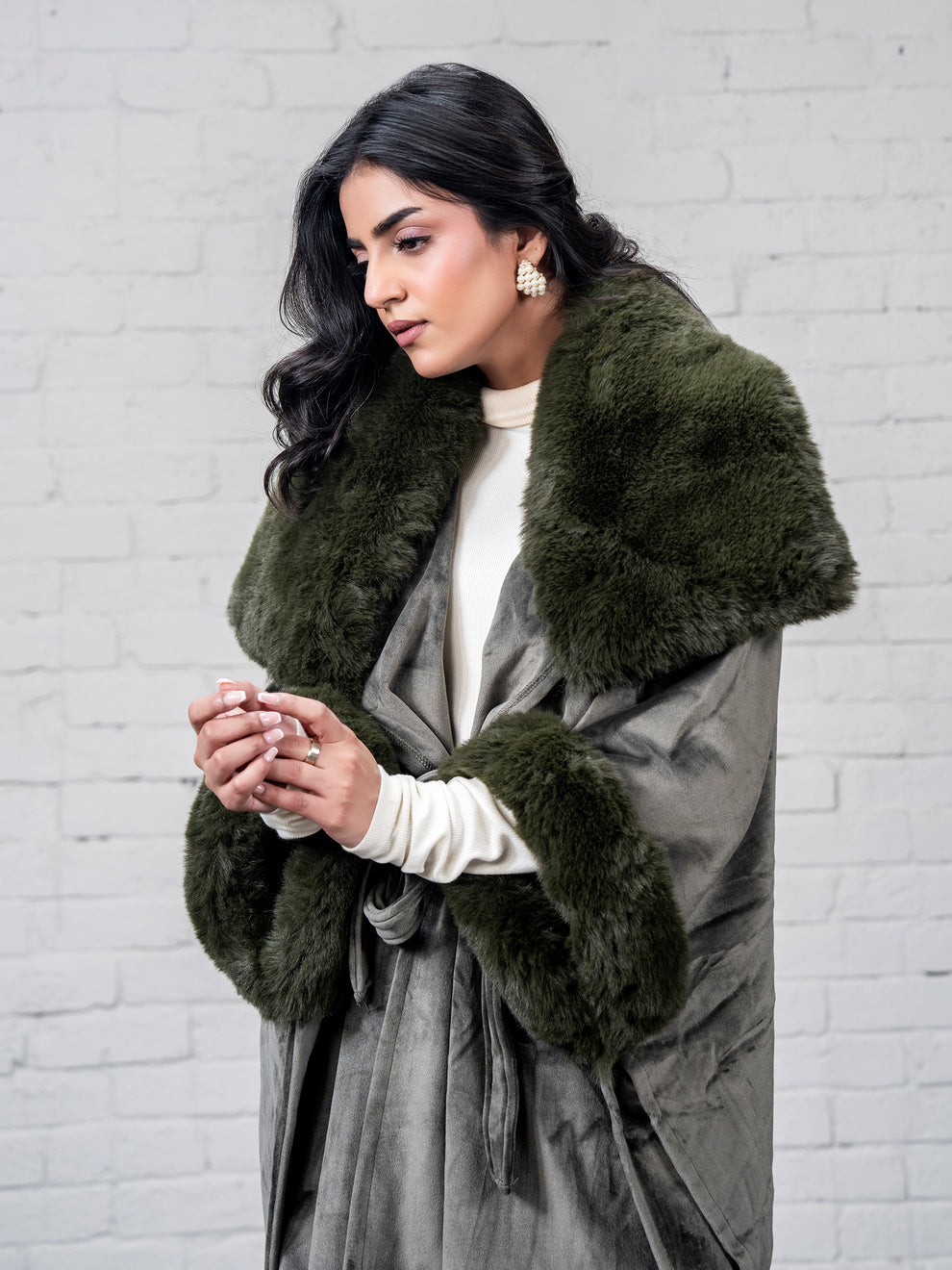 Velvet Cape – Limelightpk