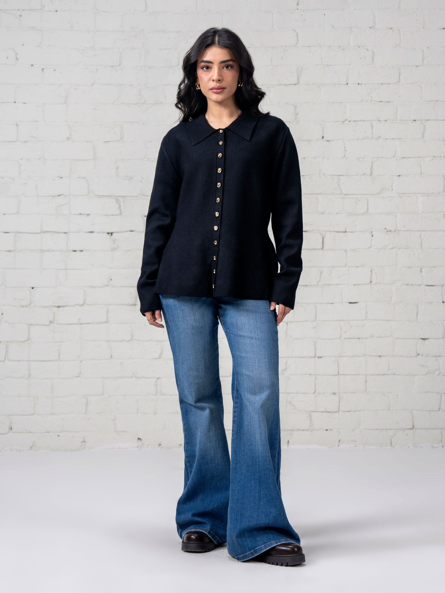 Button-Down Sweater – Limelightpk