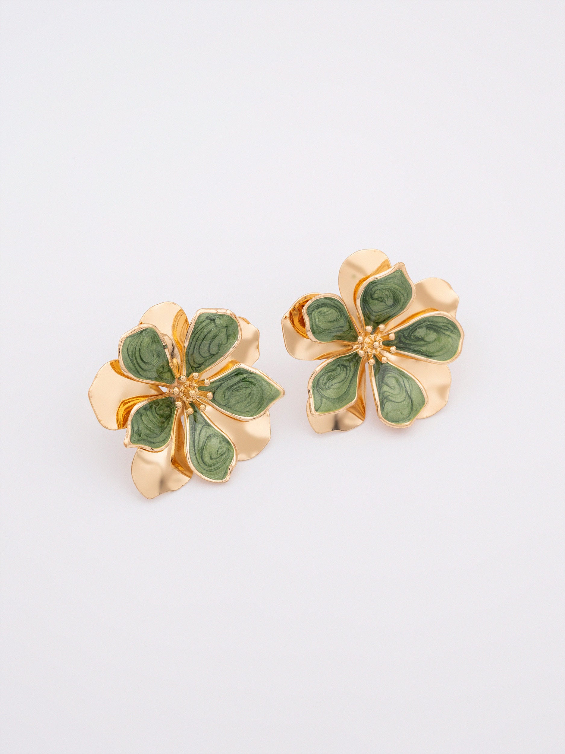 Floral Stud Earrings – Limelightpk