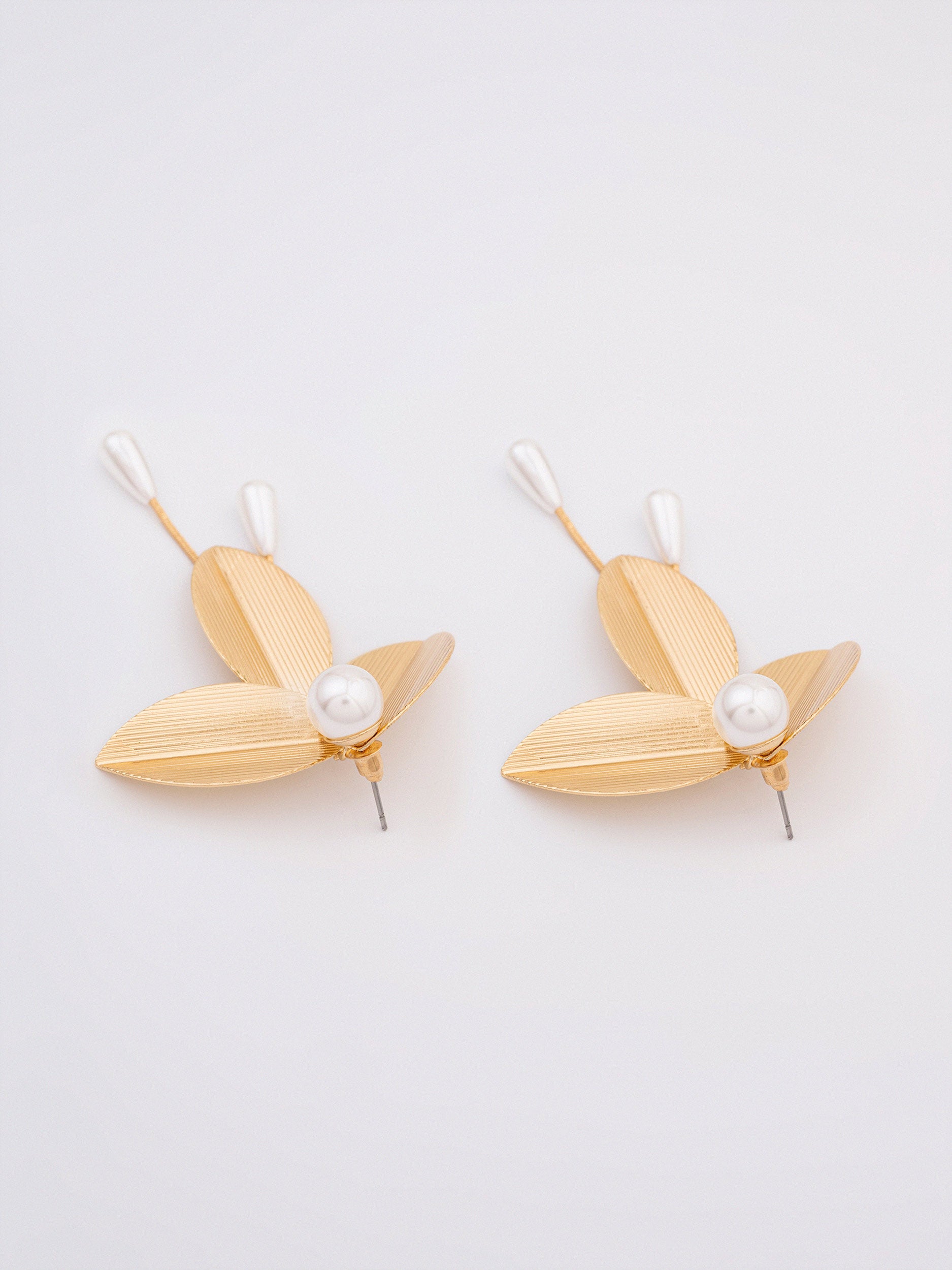 Pearls Drop Earrings – Limelightpk