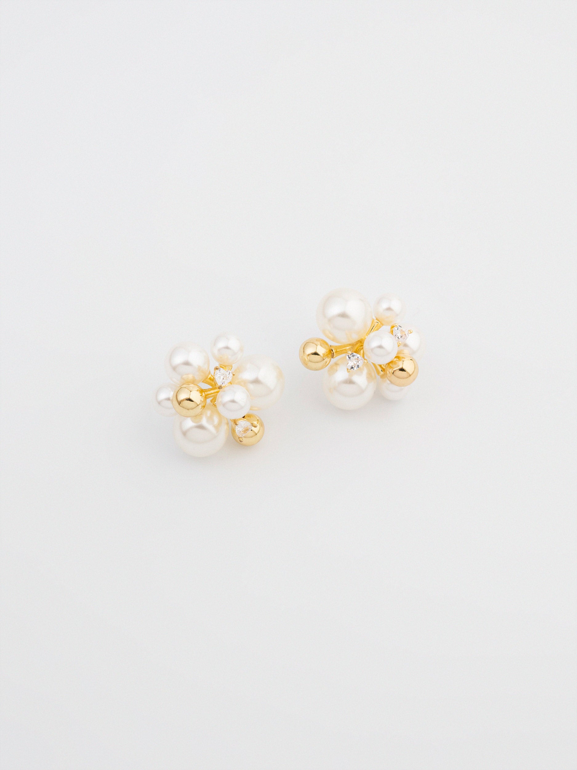 Pearl Cluster Studs – Limelightpk