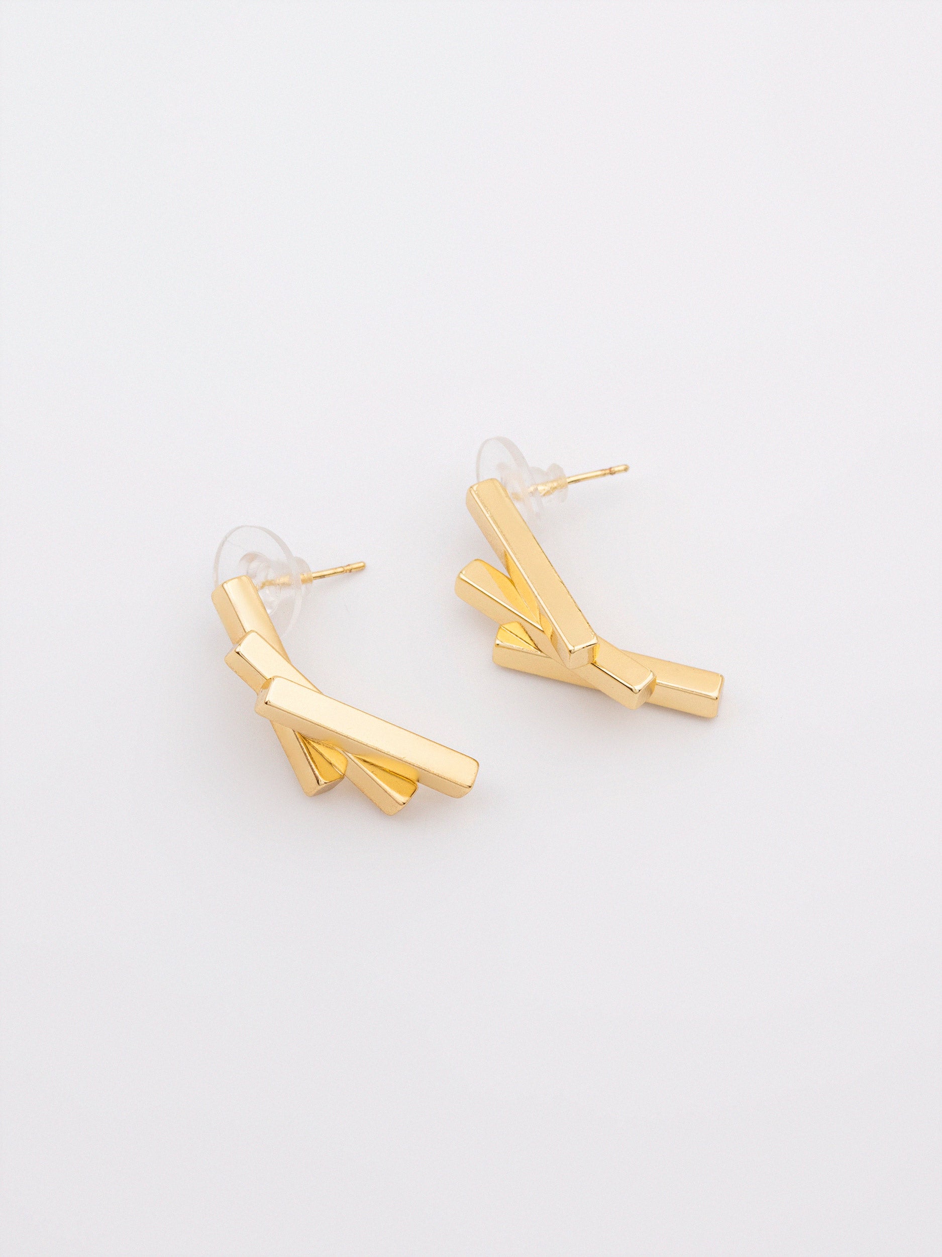 Bar Stud Earrings – Limelightpk