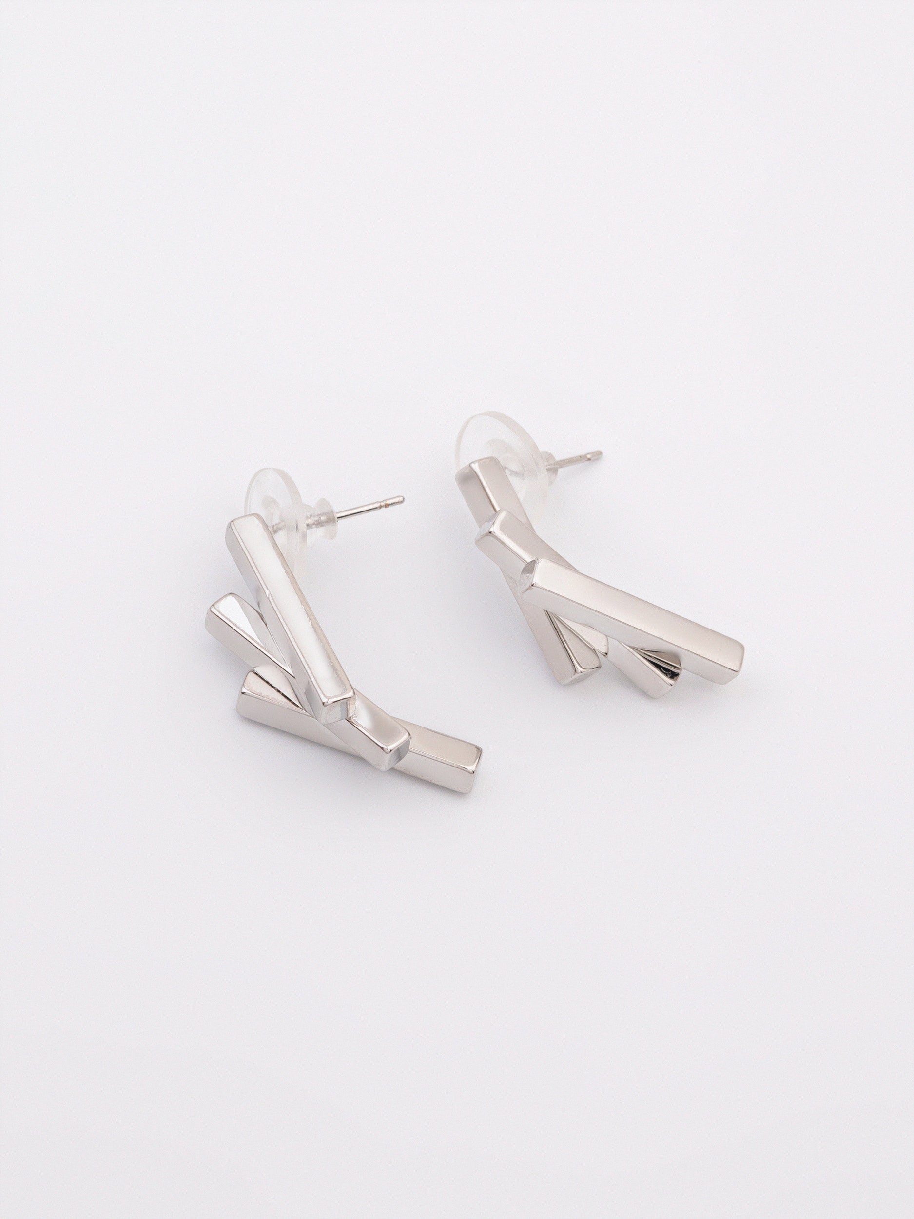 Bar Stud Earrings – Limelightpk