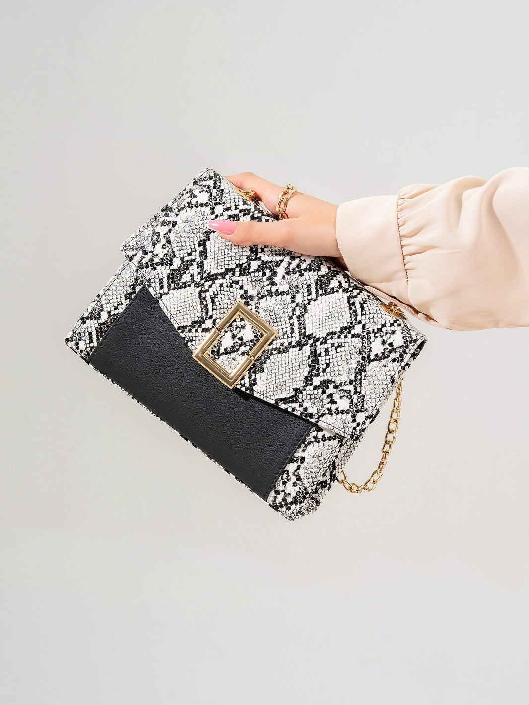 Printed Handbags – Limelightpk