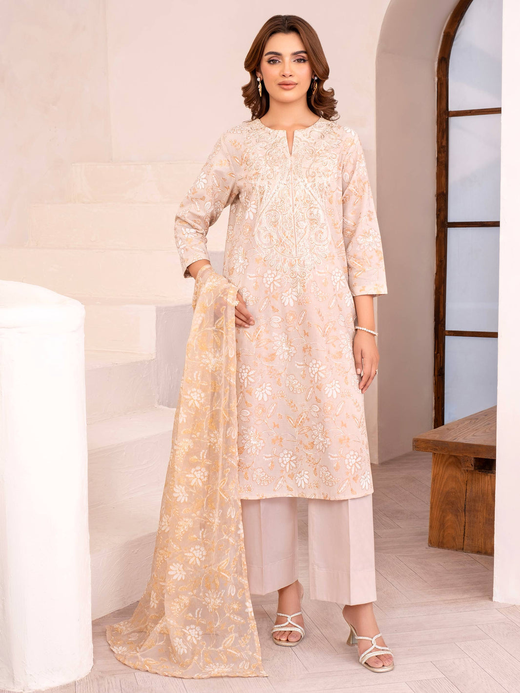 Glam Dresses | Women's Unstitched Embroidered Glam Dresses – Limelightpk