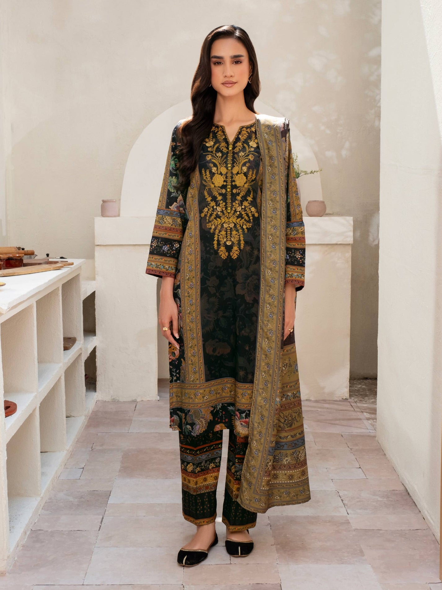 3 Piece Khaddar Suit-Embroidered (Unstitched) – Limelightpk