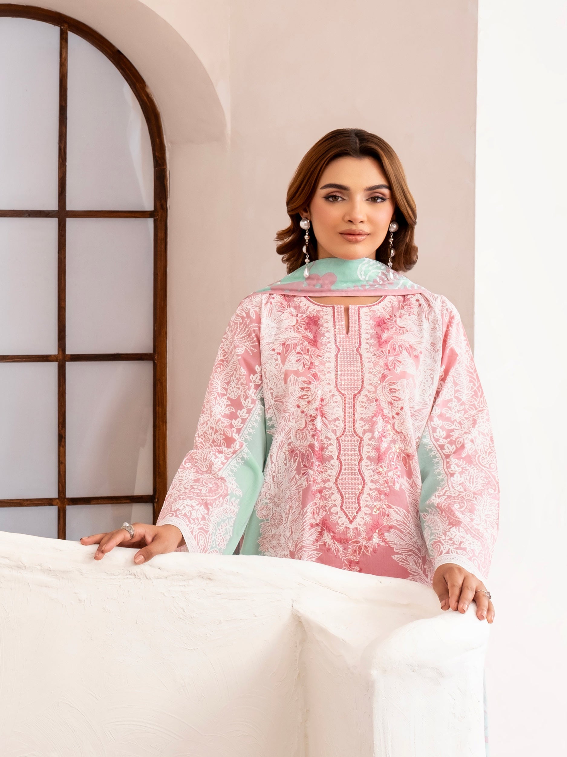 Unstitched Embroidered 3 Piece Suit – Limelightpk