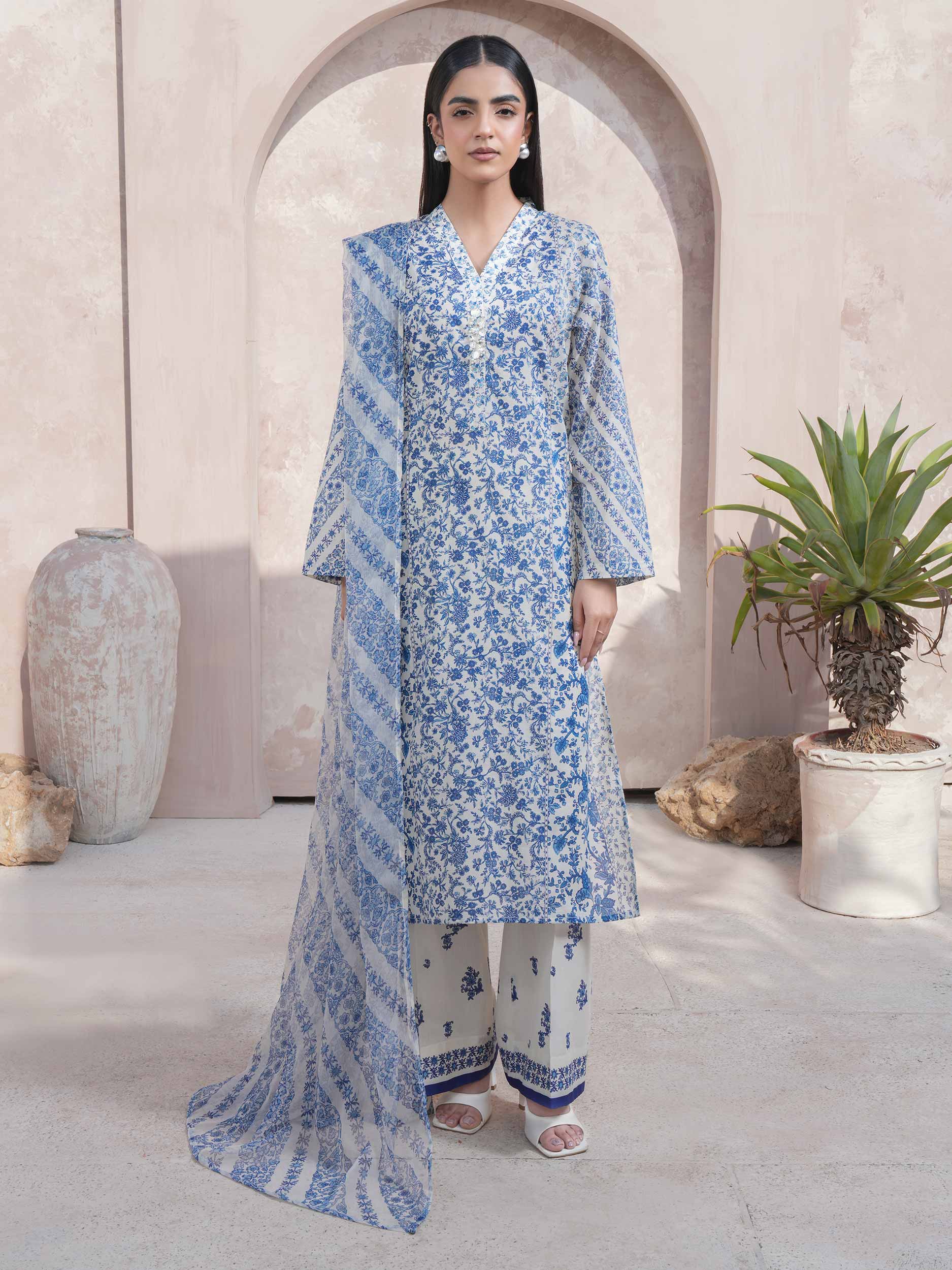 Unstitched 3 Piece Printed Lawn Suits – Limelightpk