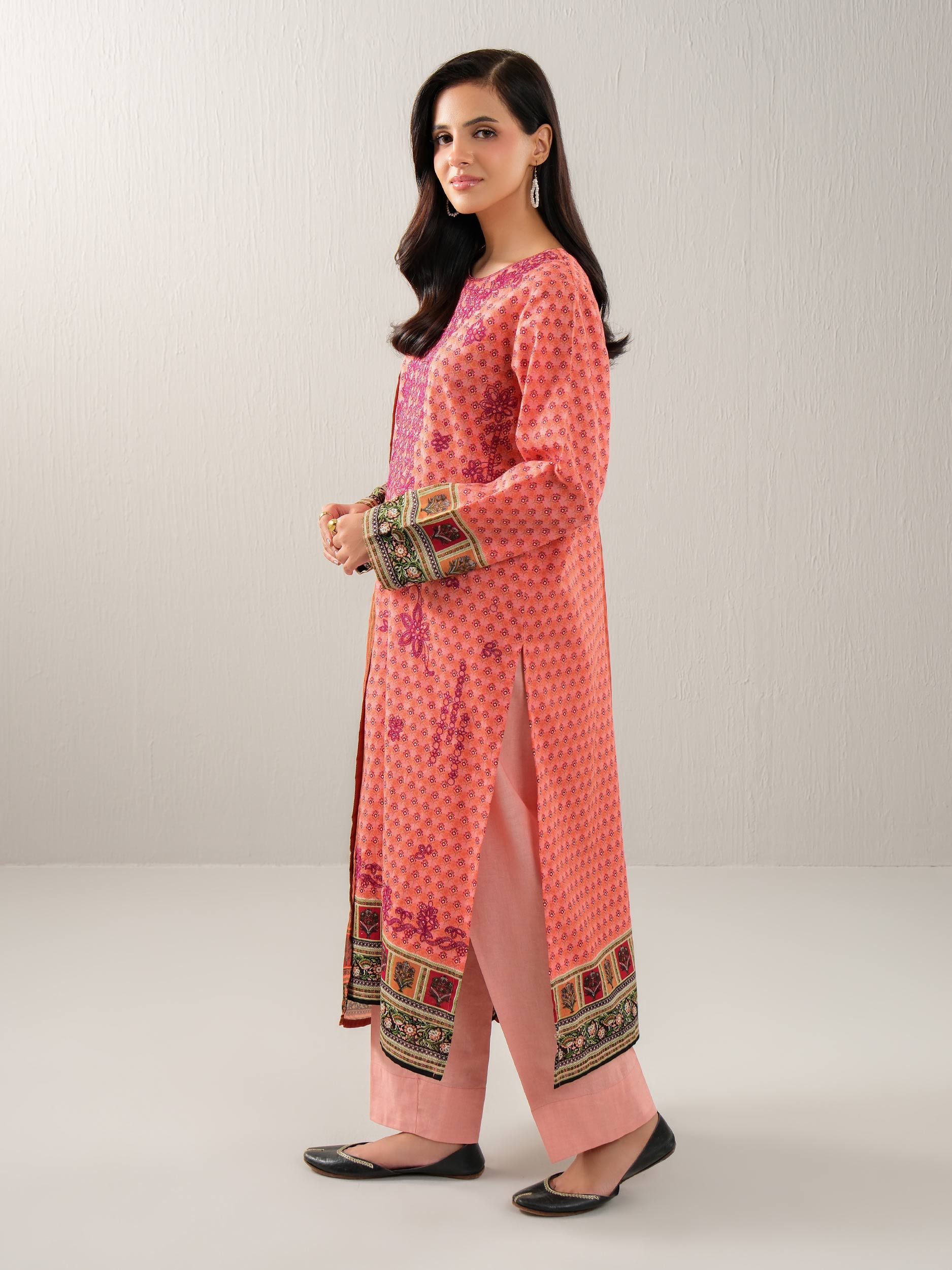 Winter Unstitched Embroidered Suits – Limelightpk