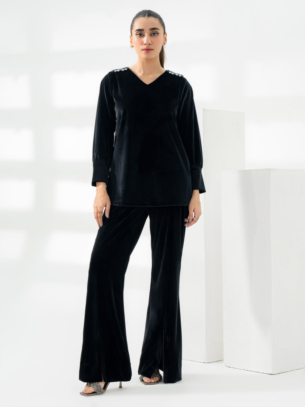 Embellished Velour Top – Limelightpk