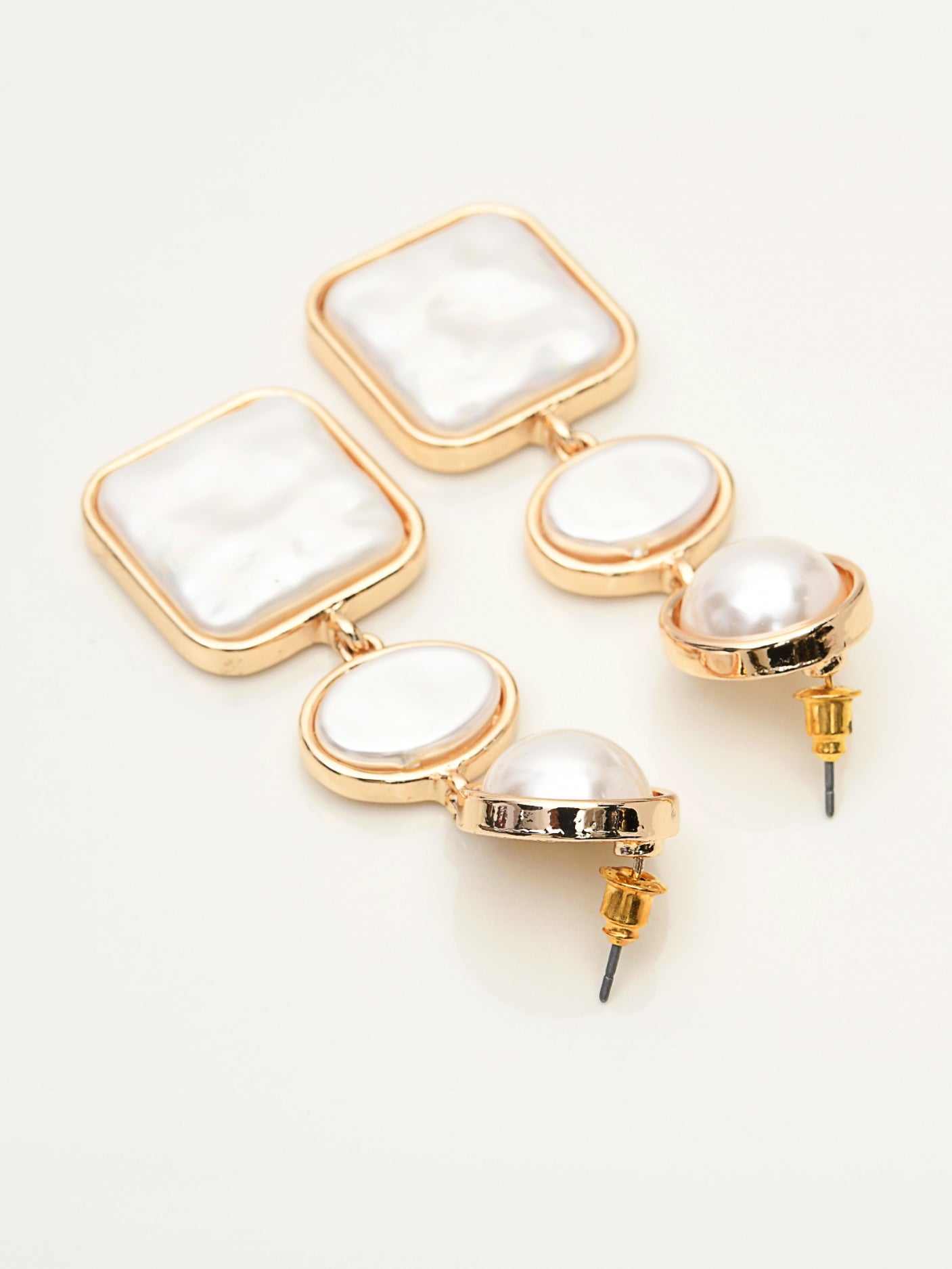 Pearl Stone Earrings – Limelightpk