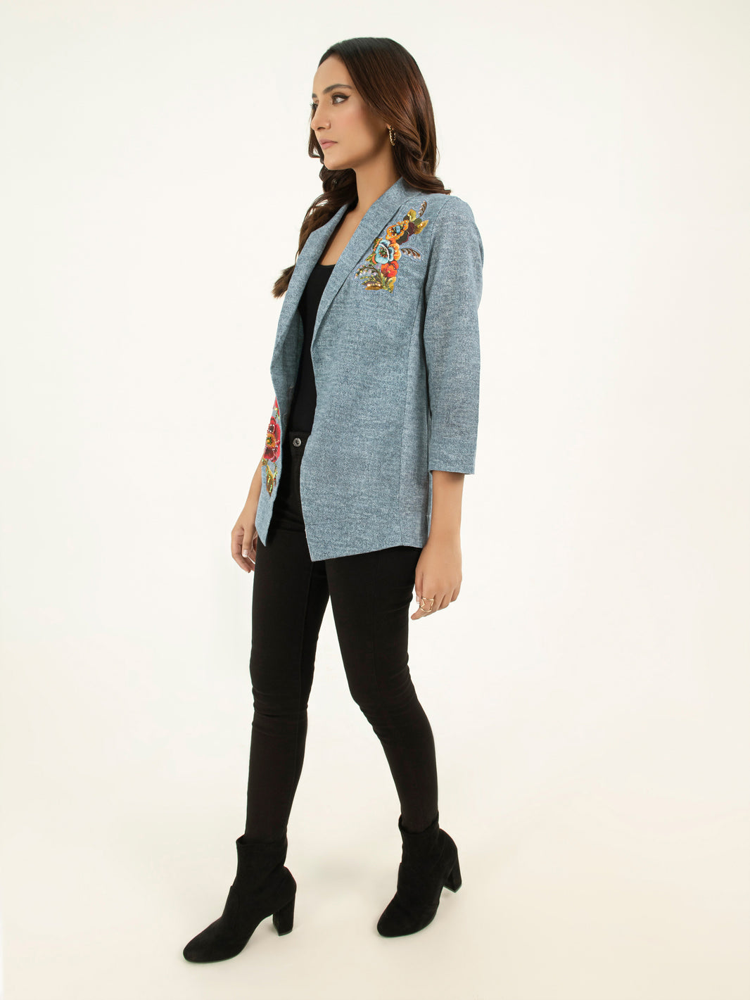 Jackets – Limelightpk