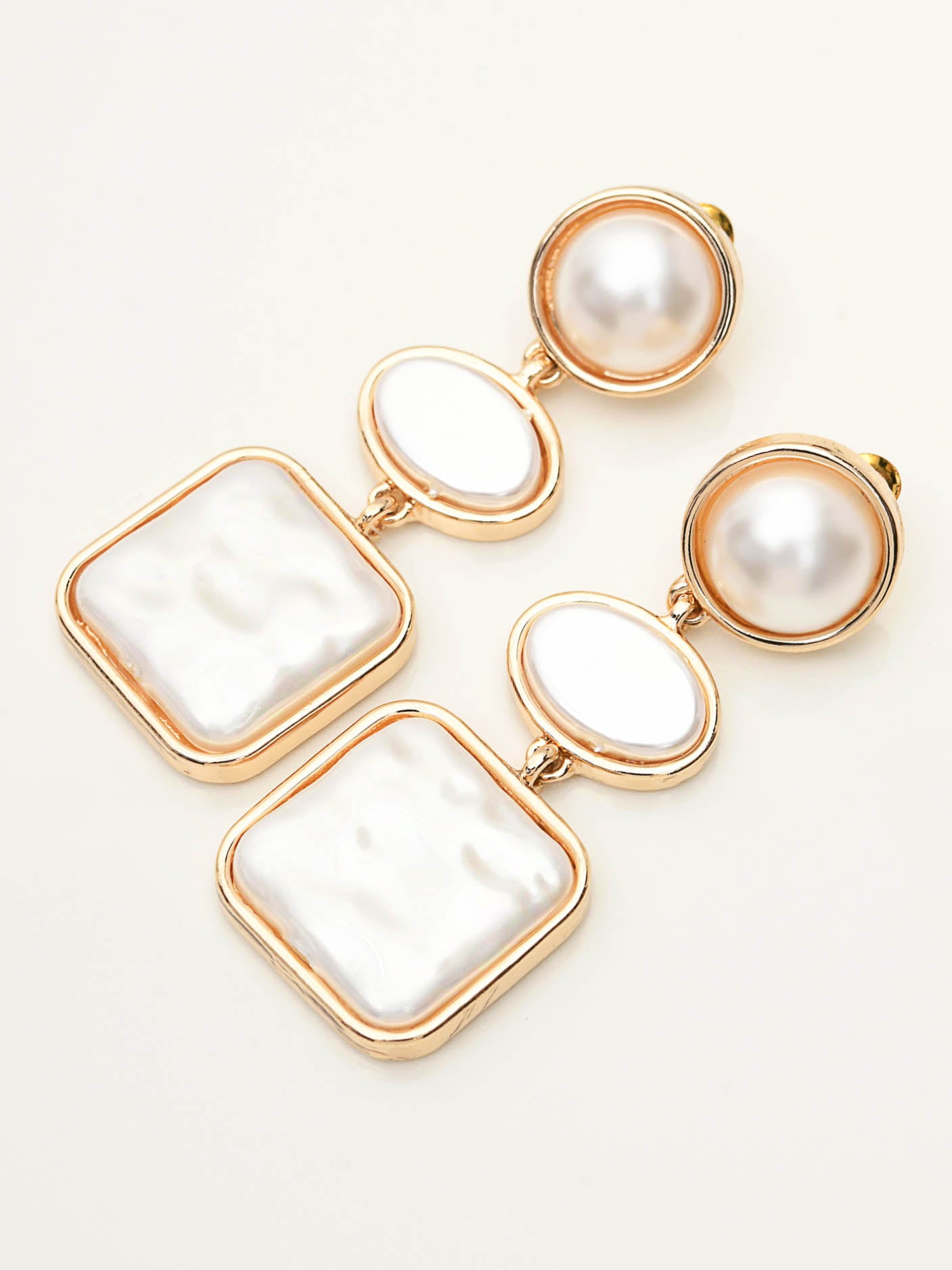 Pearl Stone Earrings – Limelightpk